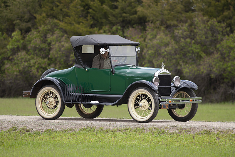 Weishaar Auction Service - Harold & Lois Arnold - Automobile Collection