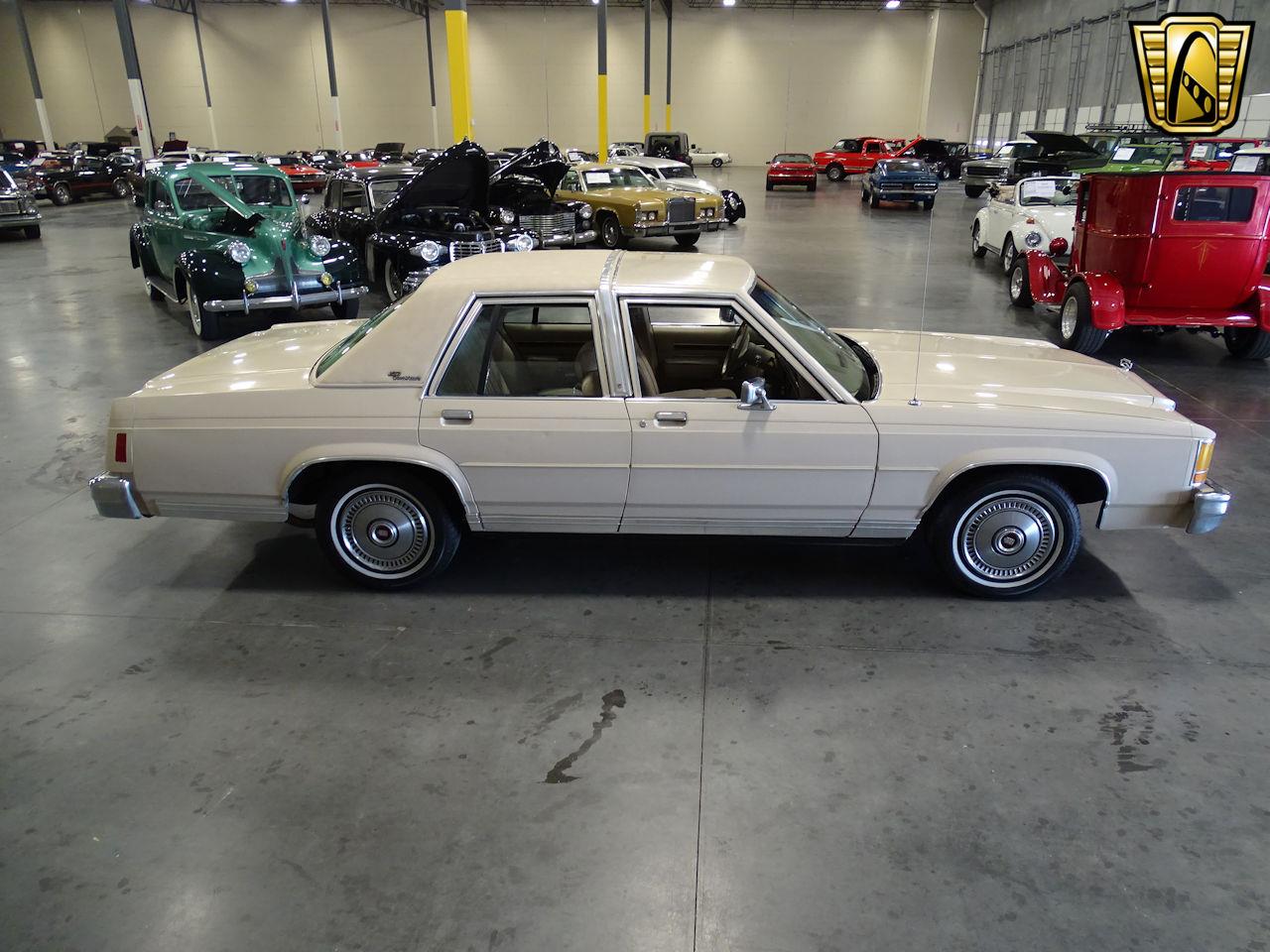 1987 Ford Crown Victoria for Sale | ClassicCars.com | CC-1015457