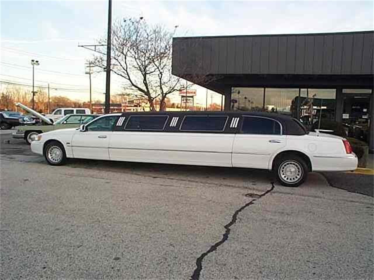 1998 Lincoln Limousine for Sale | ClassicCars.com | CC-1135811