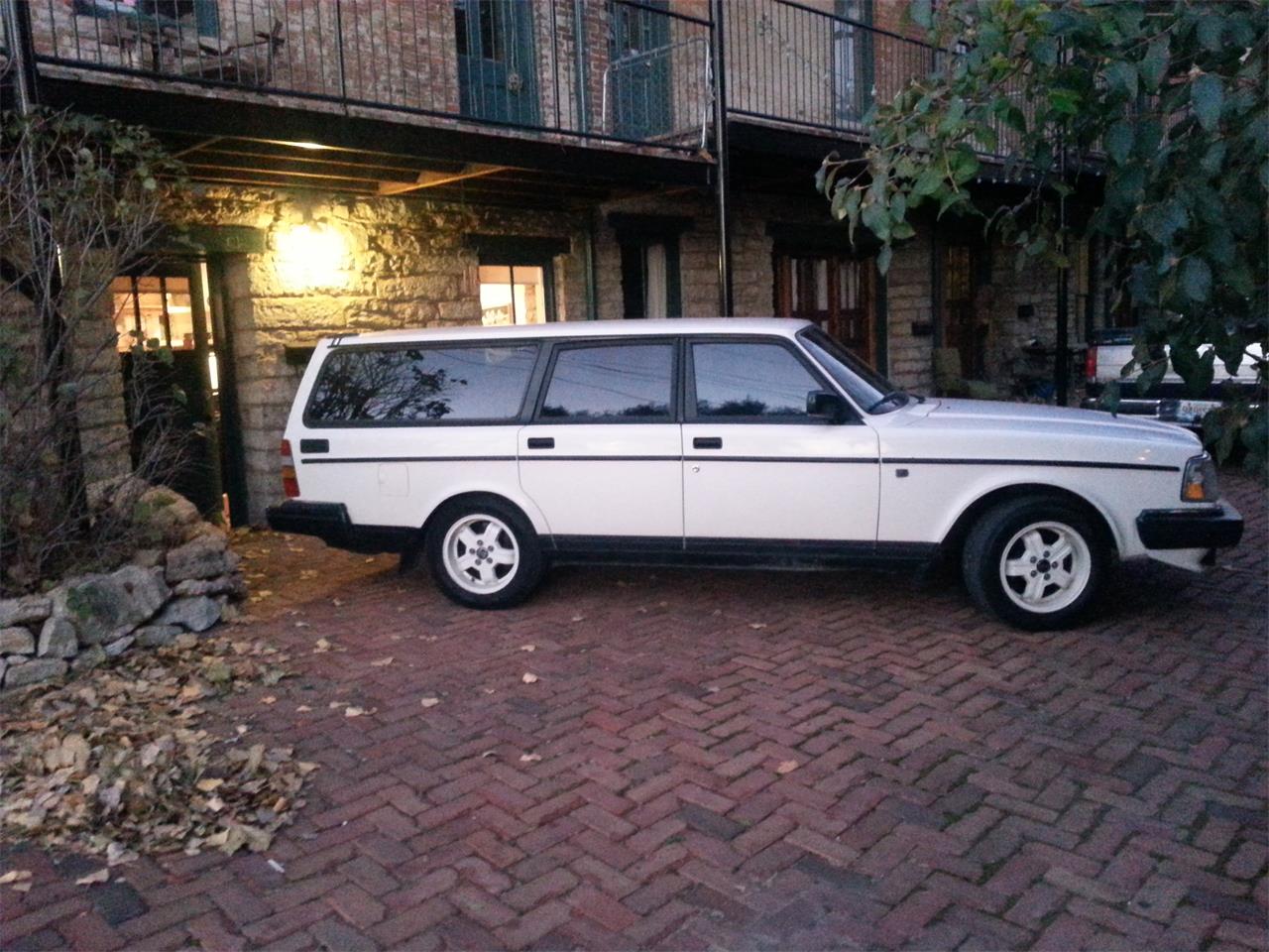 1992 Volvo 240 for Sale | ClassicCars.com | CC-928407